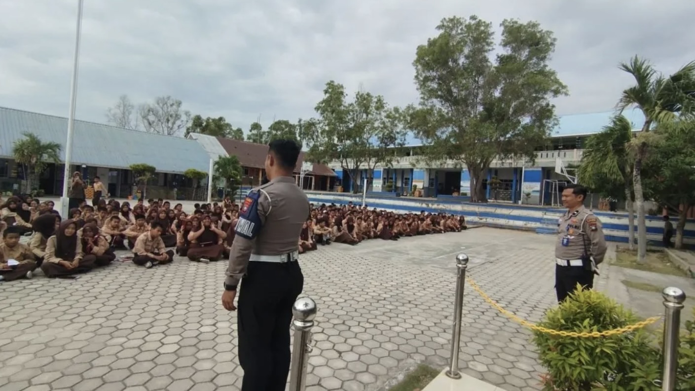 Polres Karimun Tanamkan Budaya Tertib Etika Bermedia Digital
